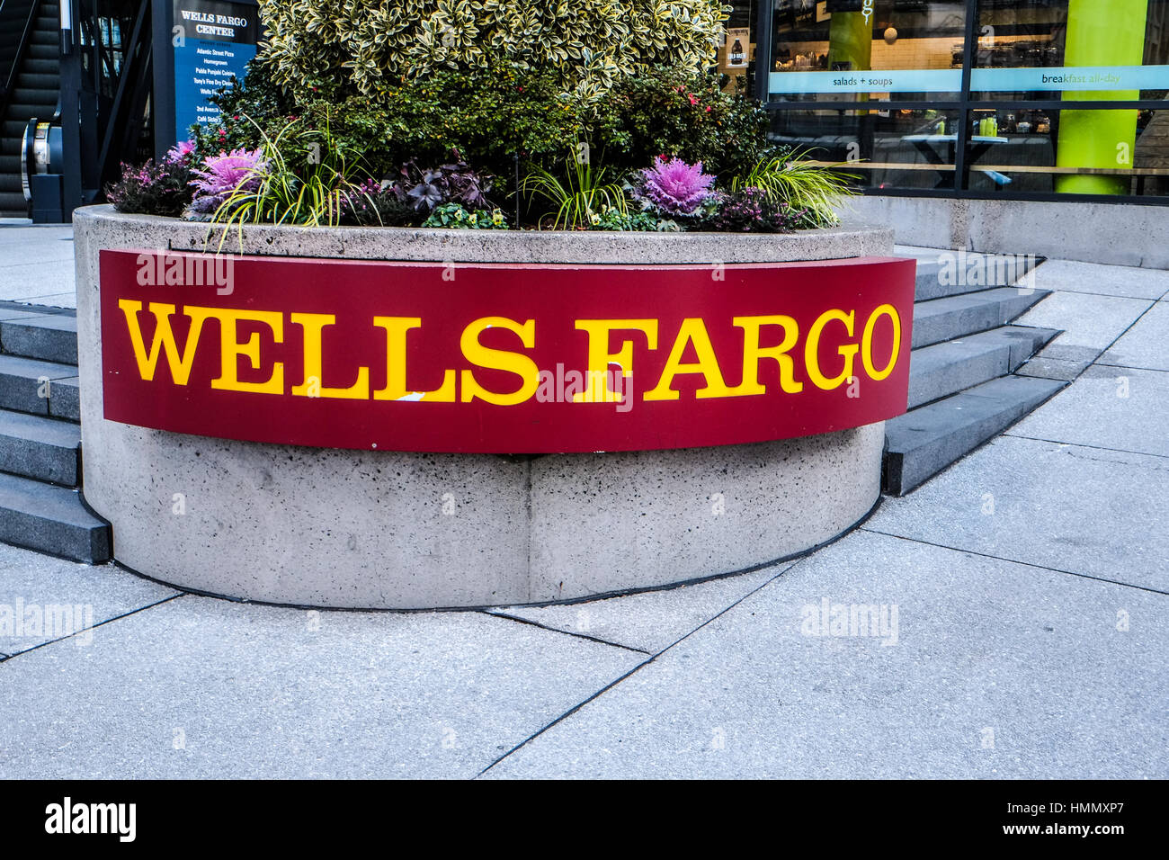 Wells Fargo Bank Name Stock Photo - Alamy