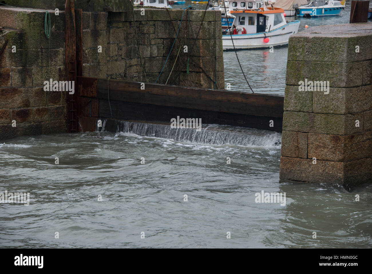 Cornish village coastal storm hi-res stock photography and images - Alamy