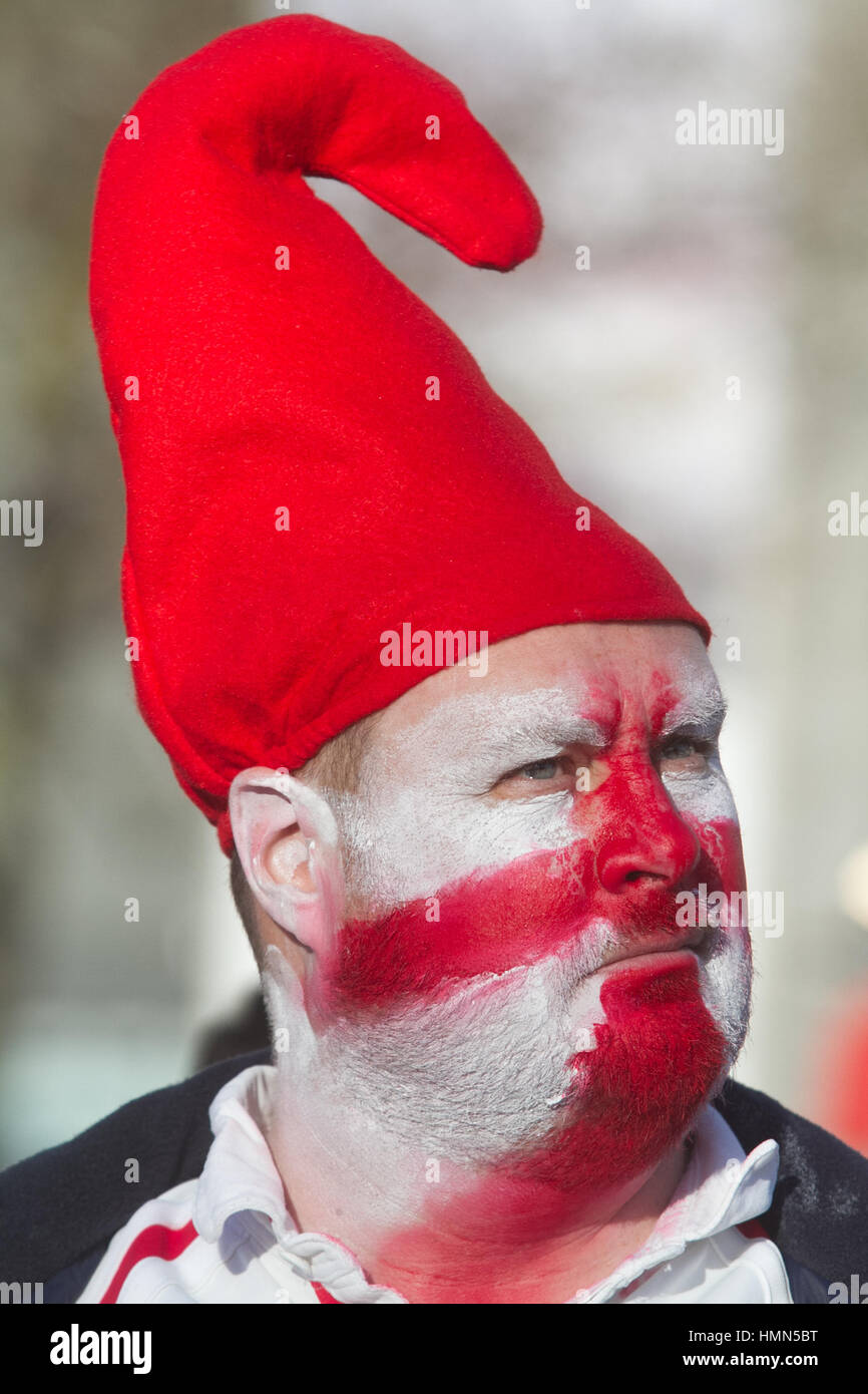 English rugby face paint hi-res stock photography and images - Alamy