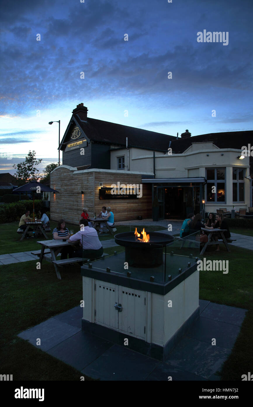 Miller carter pub hi-res stock photography and images - Alamy