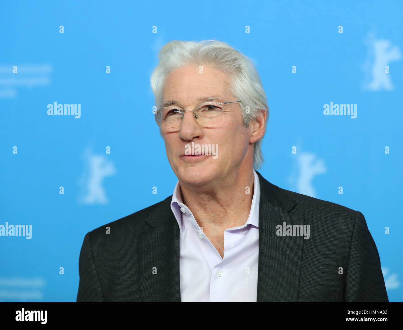 Berlin, Germany. 10th Feb, 2017. Actor Richard Gere arrives at the 67th ...