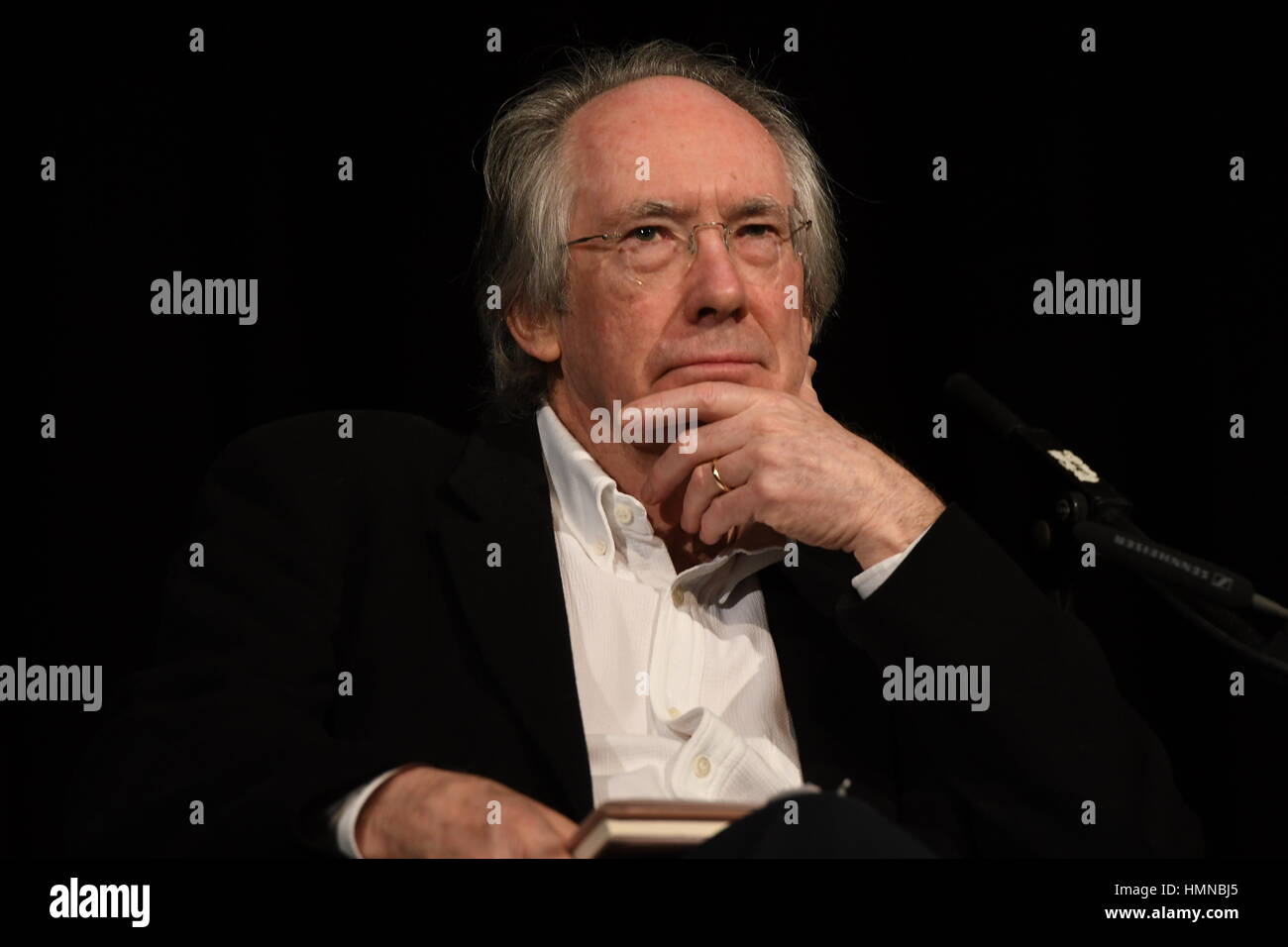 Ian Russell High Resolution Stock Photography and Images - Alamy