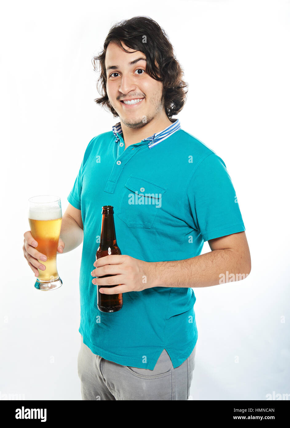 Man holding beer glass bottle hi-res stock photography and images - Alamy