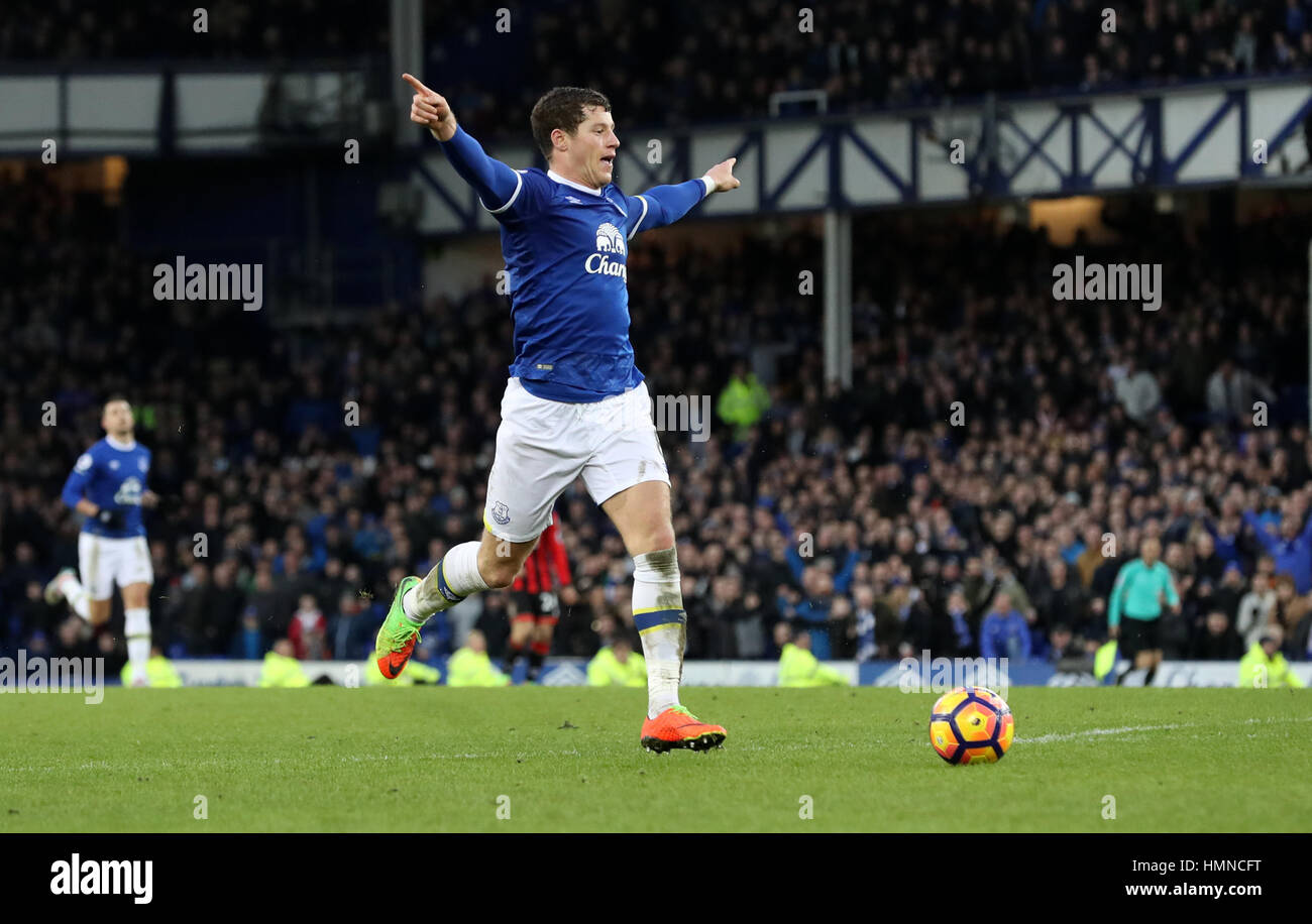 Everton's Ross Barkley celebrates going round the keeper before going ...
