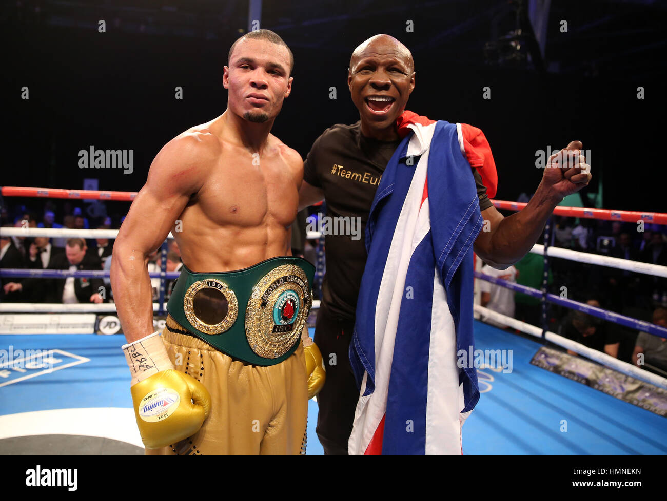 Chris Eubank Jr celebrates victory over Renold Quinlan with his father ...