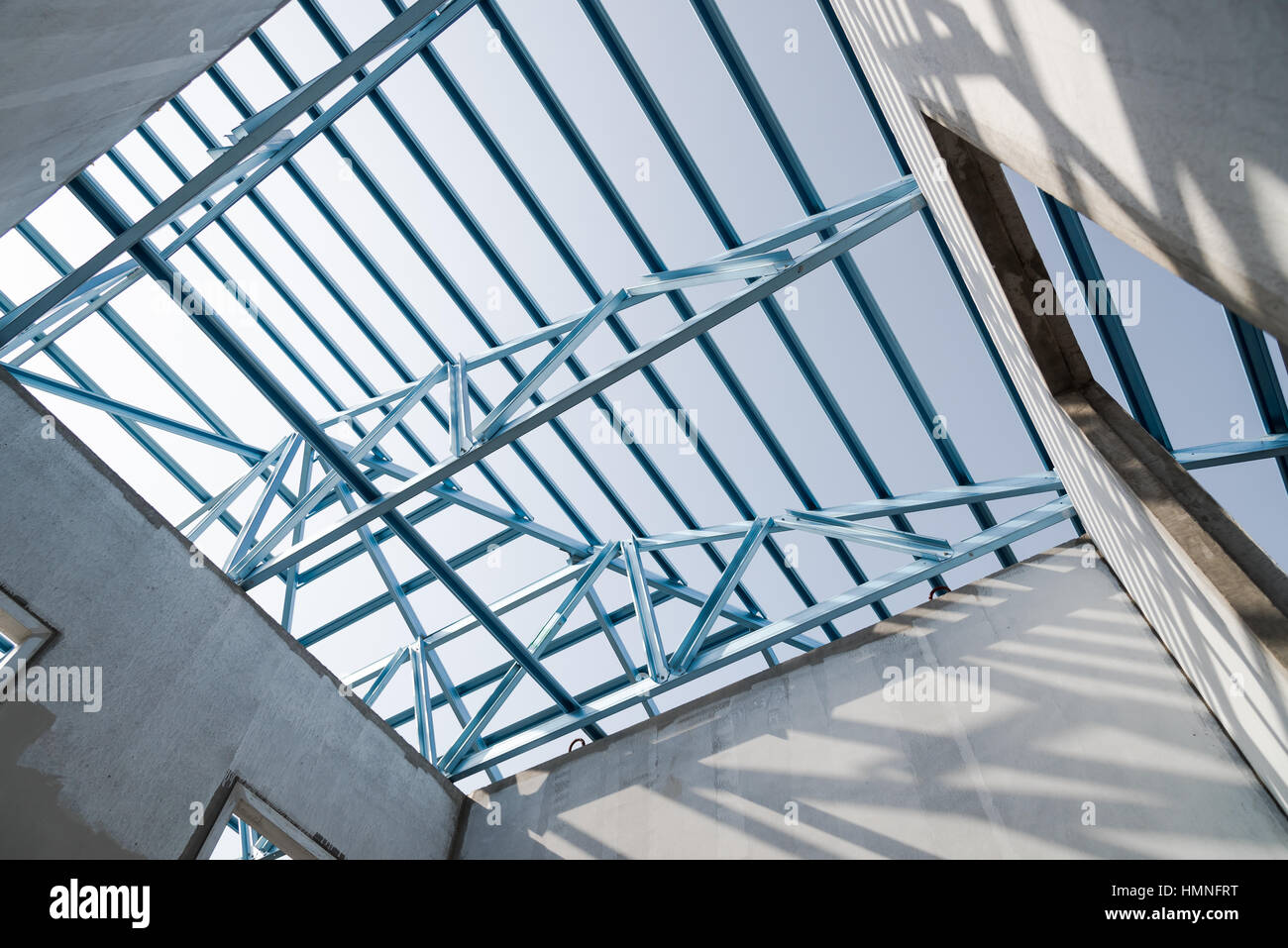 Structure of steel roof frame for building construction Stock Photo - Alamy