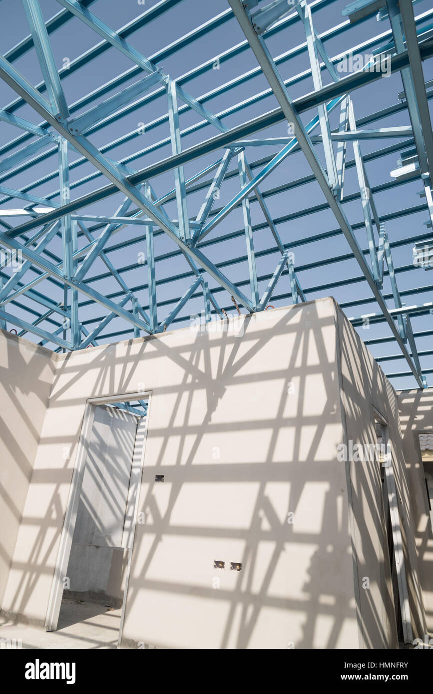 Structure of steel roof frame for building construction Stock Photo - Alamy