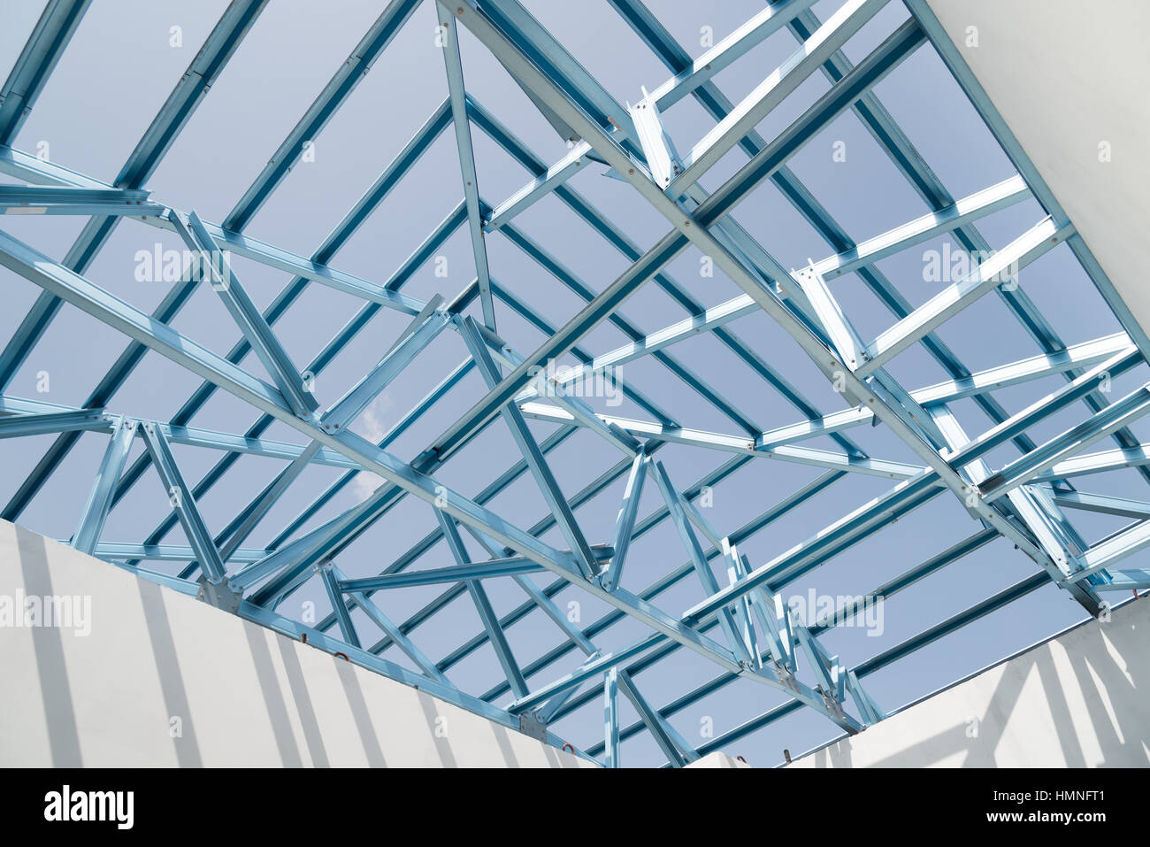 Structure of steel roof frame for building construction Stock Photo - Alamy