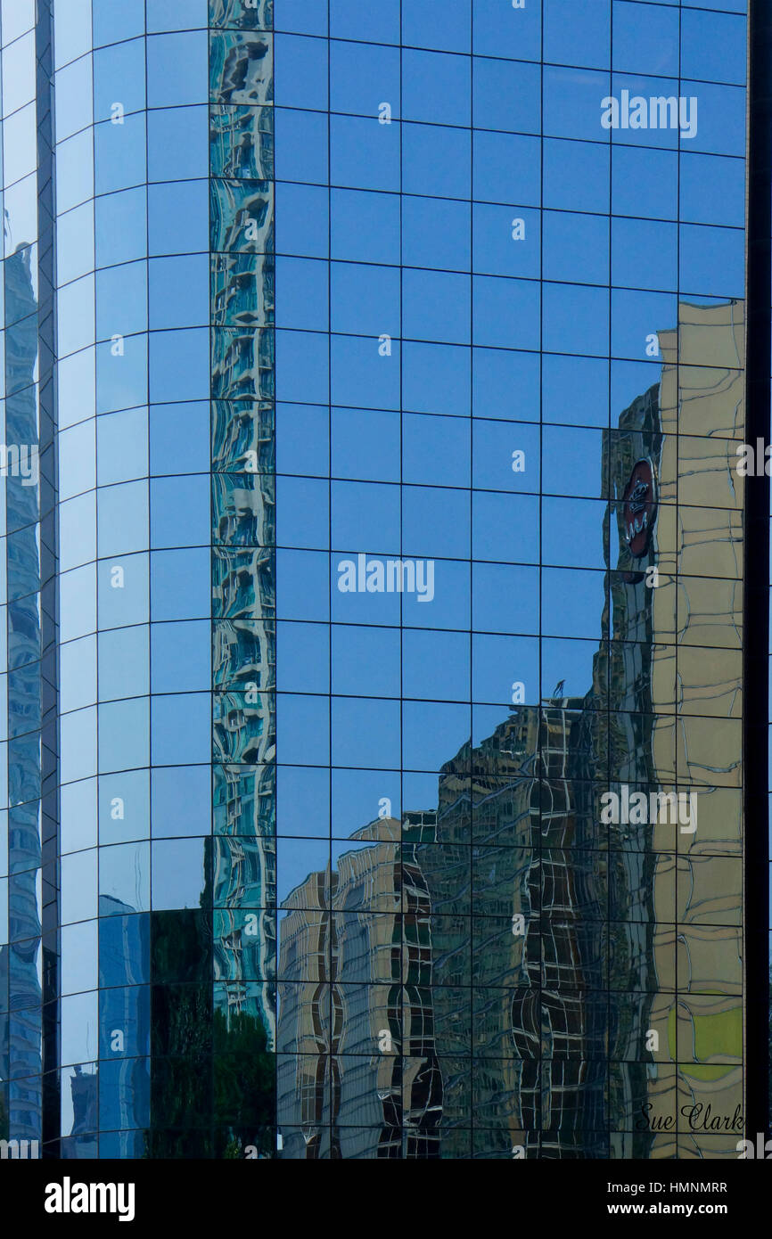 Building buildings reflection reflections hi-res stock photography and ...