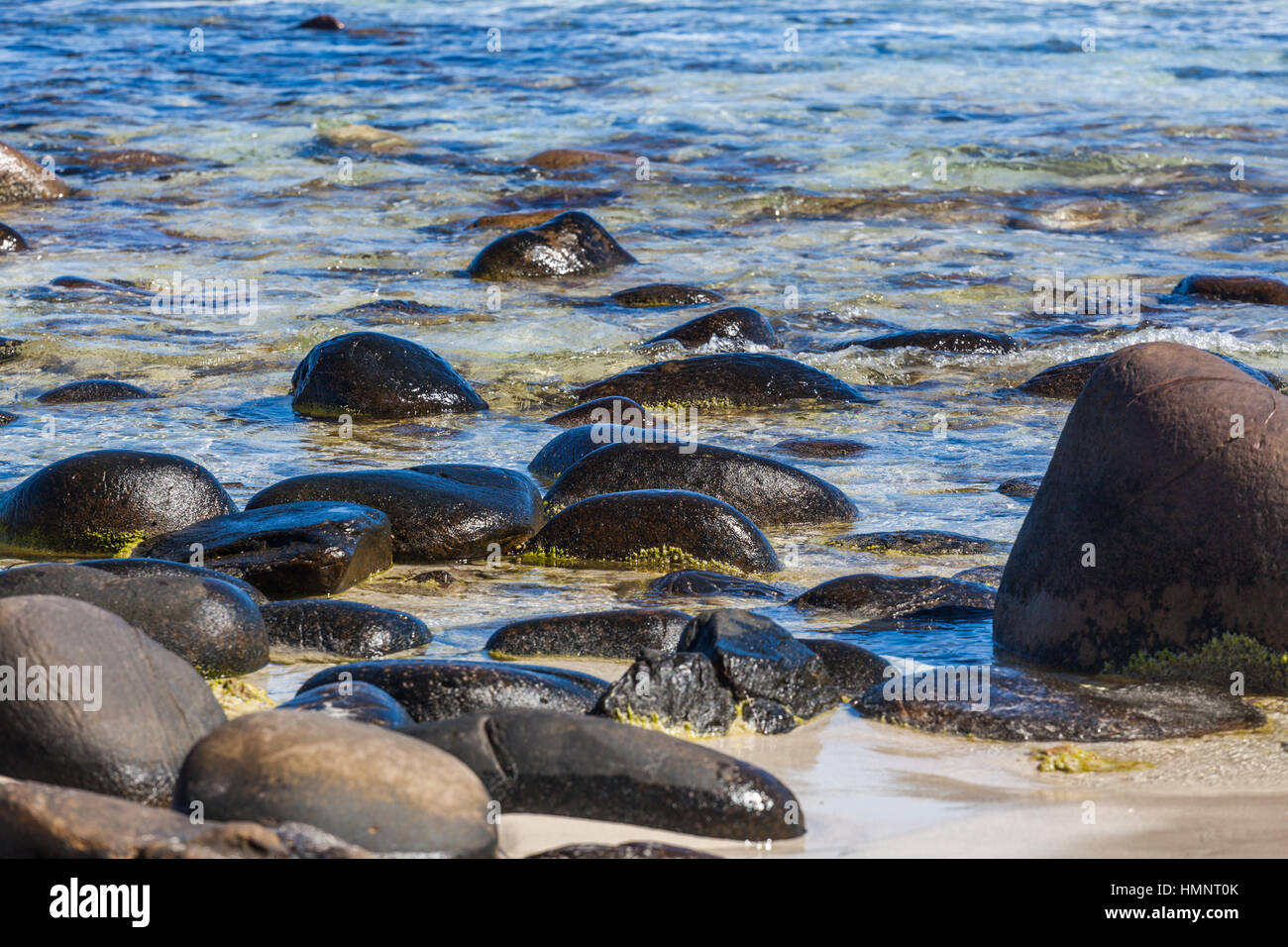 Wet stones hi-res stock photography and images - Alamy
