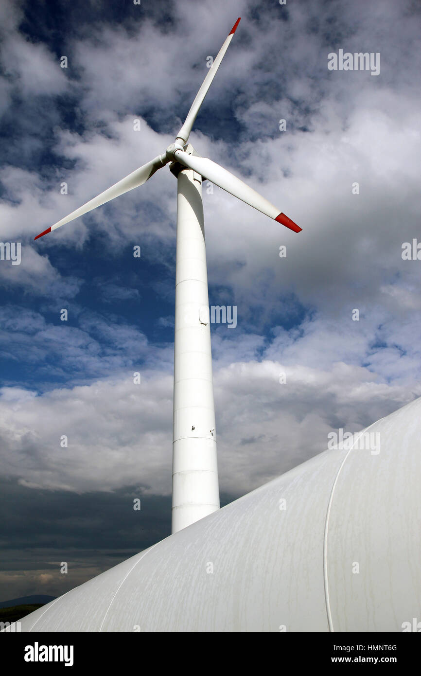 White turbine hi-res stock photography and images - Alamy