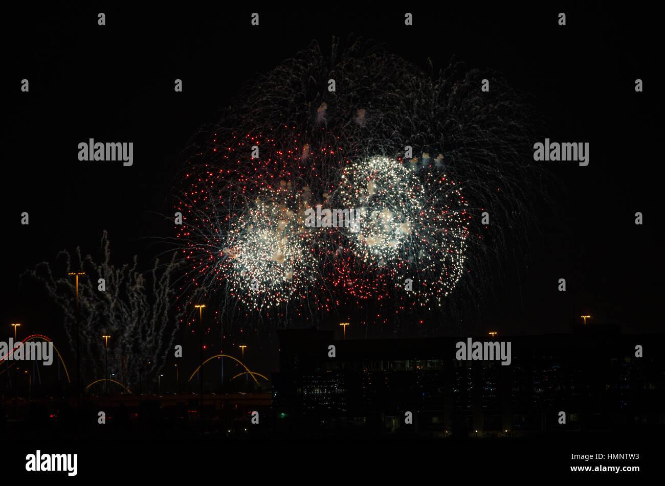 Black and white firework hi-res stock photography and images - Alamy