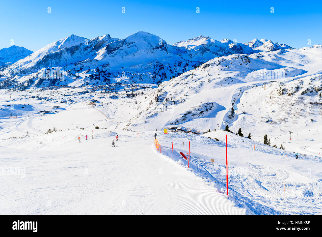 Ski resort ski slope hi-res stock photography and images - Alamy