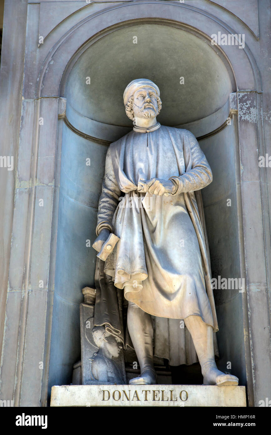 Statue donatello hi-res stock photography and images - Alamy
