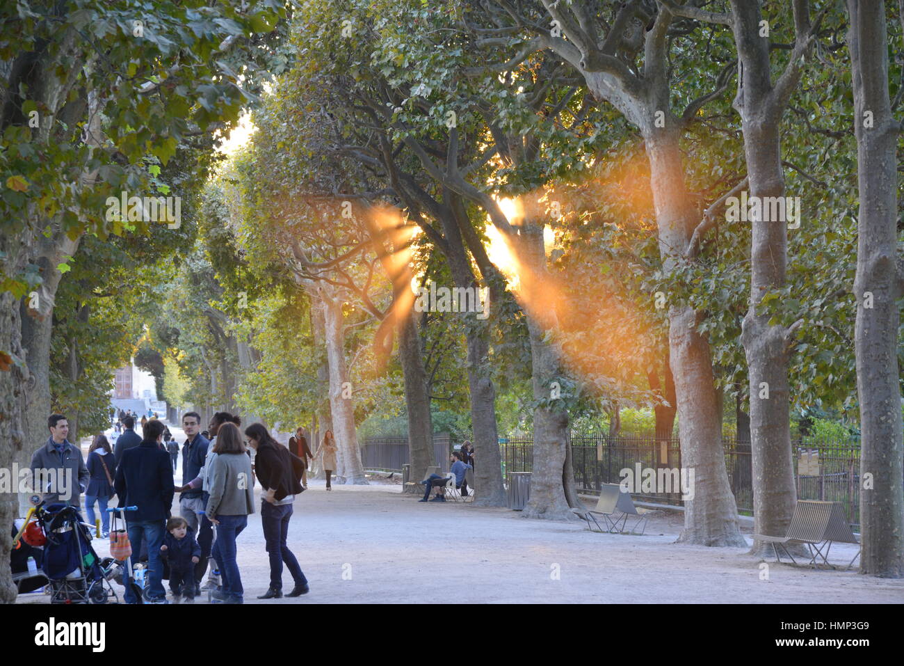 Paris perfect hi-res stock photography and images - Alamy