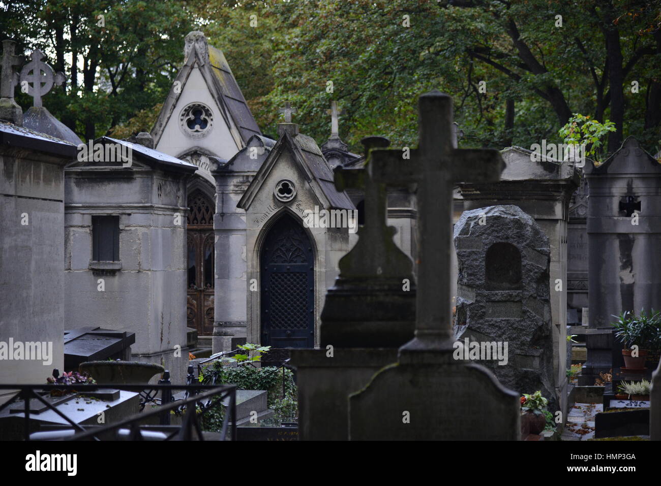 Quiet rules among the graves in the famous graveyard Le Cimetière du ...