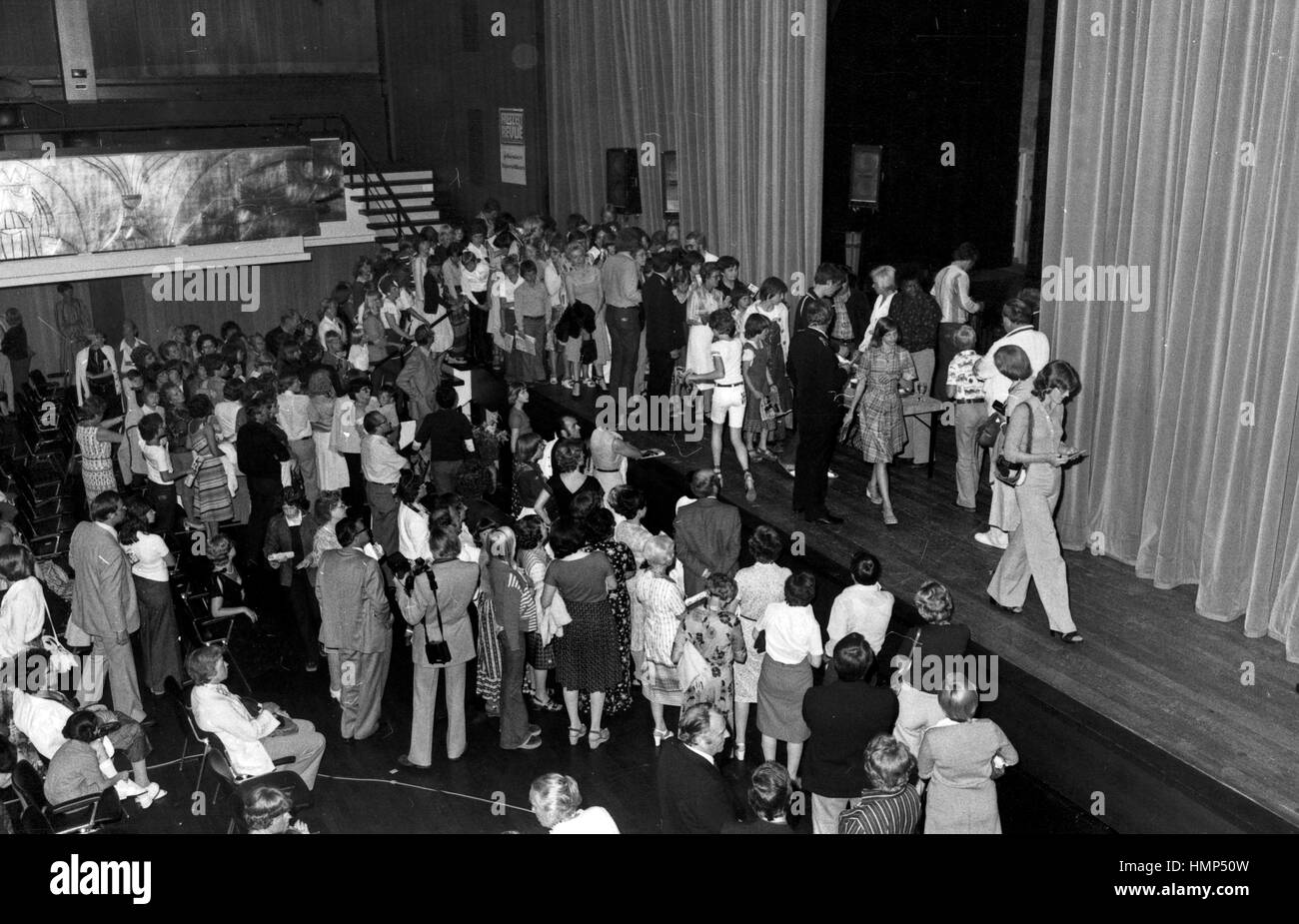 Timmendorfer strand Black and White Stock Photos & Images - Alamy