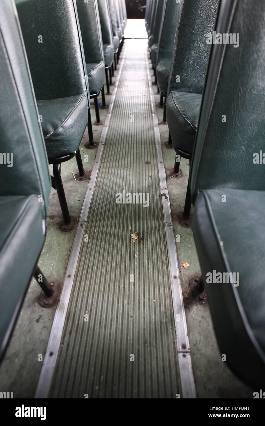 Litter vehicle hi-res stock photography and images - Alamy