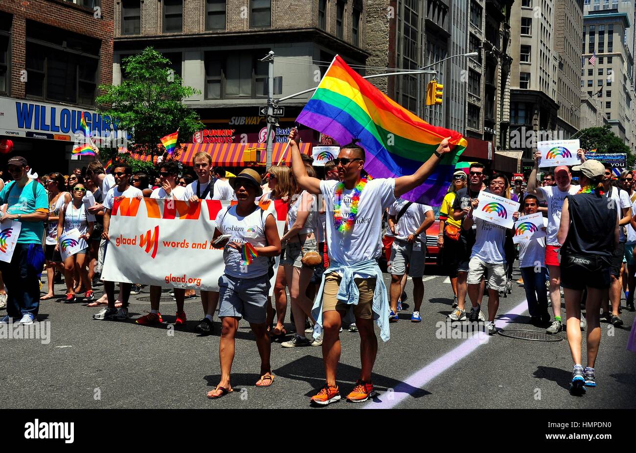 Anthony Weiner at Gah Pride Parade Stock Photo - Alamy