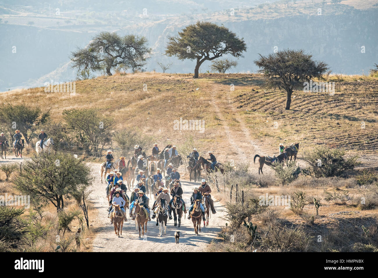 Mountain desert and cowboys hi-res stock photography and images - Alamy