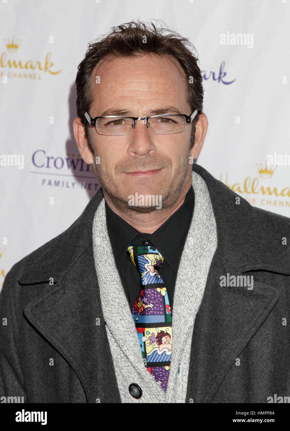 Luke perry 90210 hi-res stock photography and images - Alamy