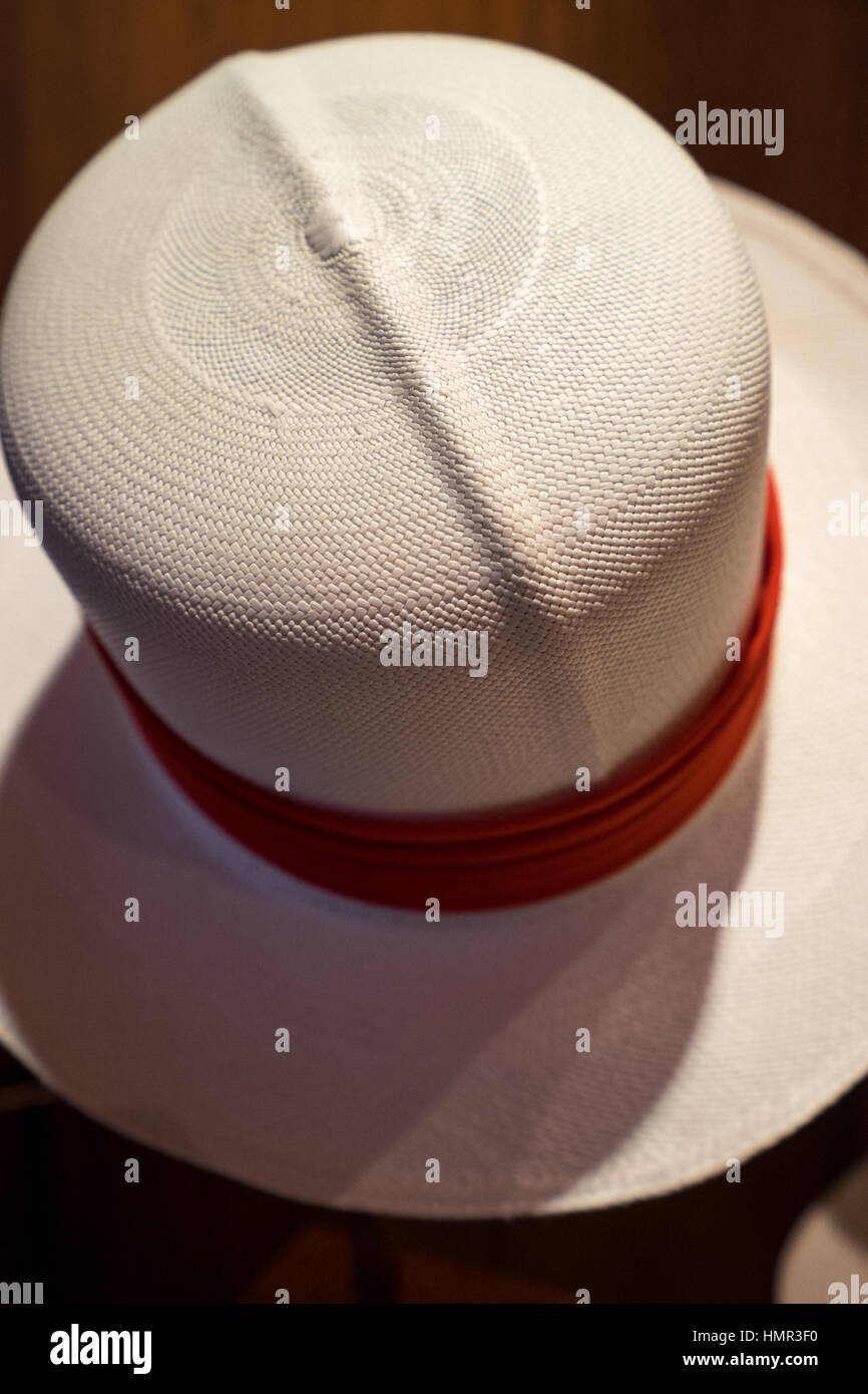 Panama hat hi-res stock photography and images - Alamy
