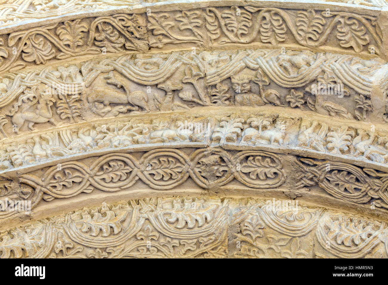 Ancient roman stone heads hi-res stock photography and images - Alamy