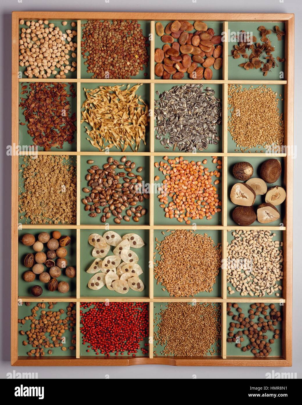 In a box hi-res stock photography and images - Alamy