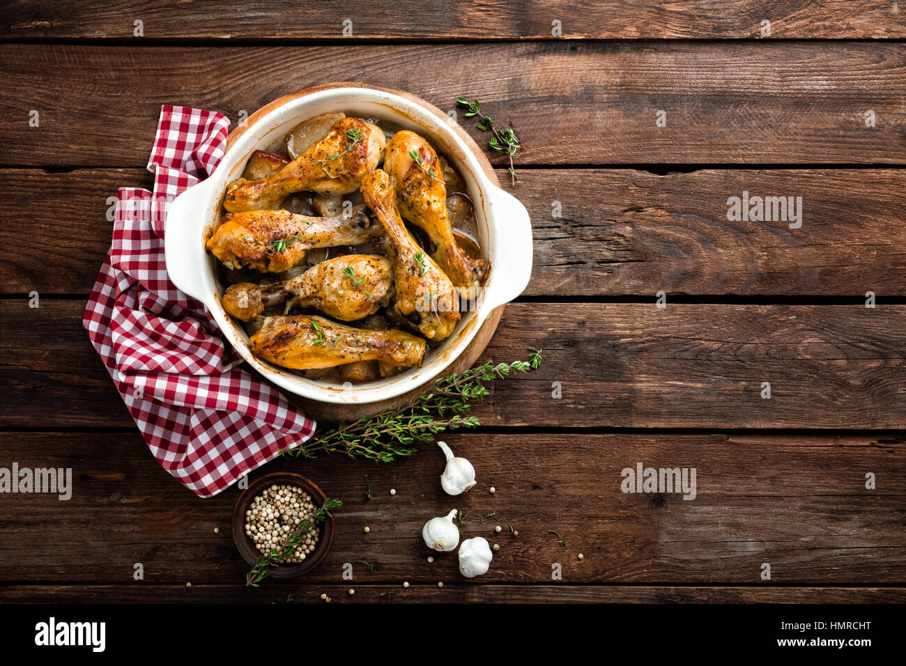 Top view roasted chicken hi-res stock photography and images - Alamy