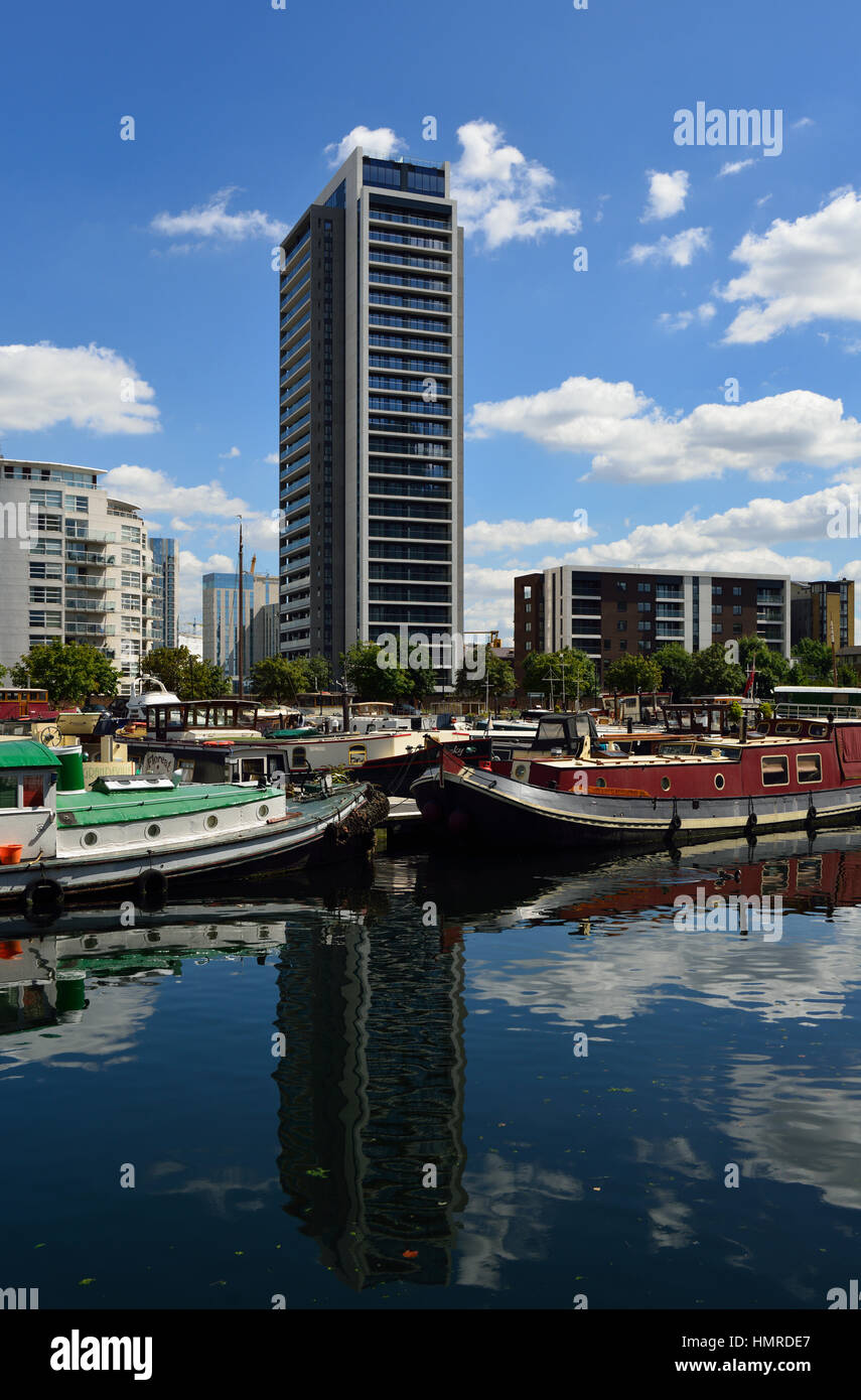 Poplar Dock, Canary Wharf, London. E14, United Kingdom Stock Photo - Alamy