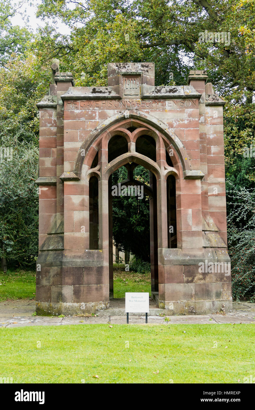 berkswell village warwickshire uk Stock Photo - Alamy