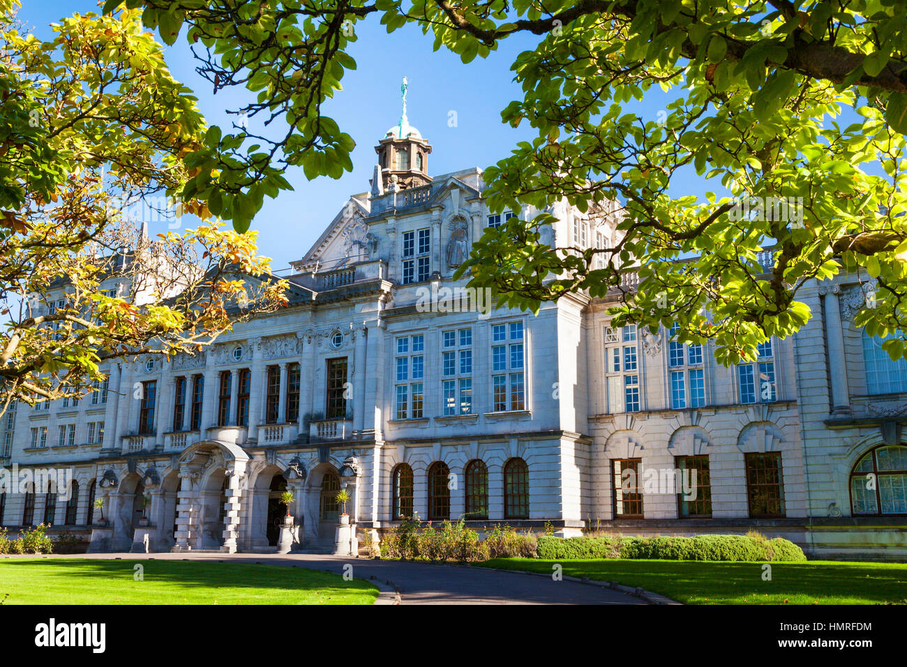 Cardiff University High Resolution Stock Photography and Images - Alamy