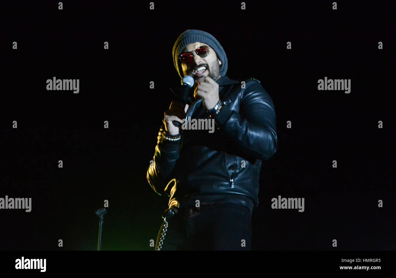 Hyderabad, Pakistan. 04th Feb, 2017. Pakistani famous pop star Umair ...