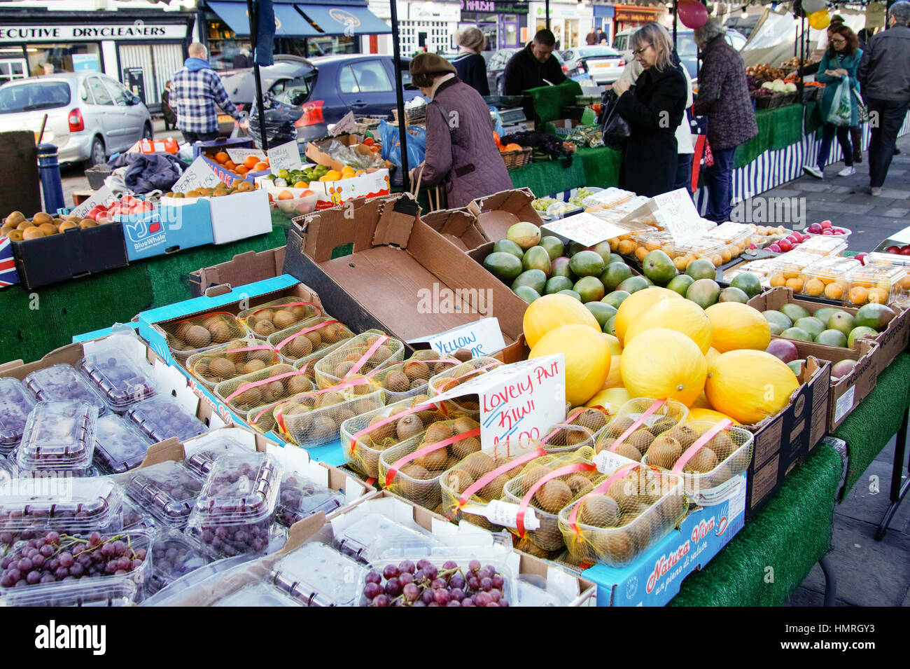 street market warwick uk Stock Photo - Alamy
