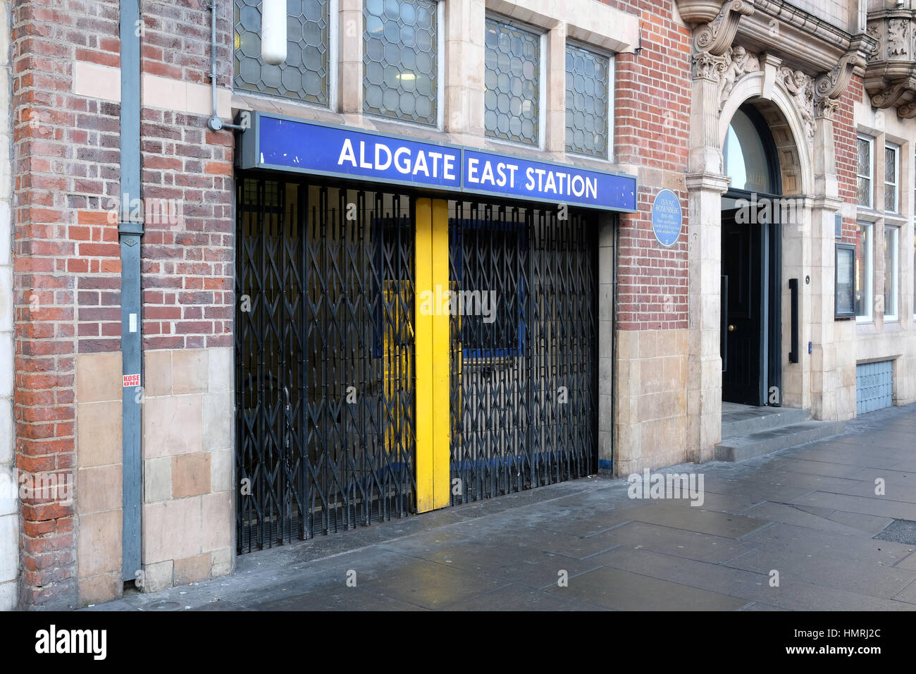 Aldgate East London Underground Station Stock Photos & Aldgate East ...