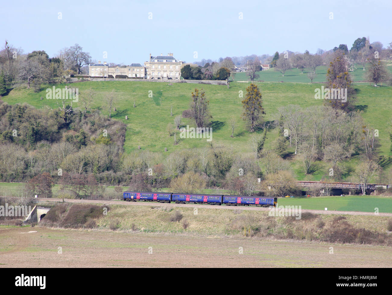 First Great Western Class 158 Express Sprinter Multiple Unit at Kelston ...