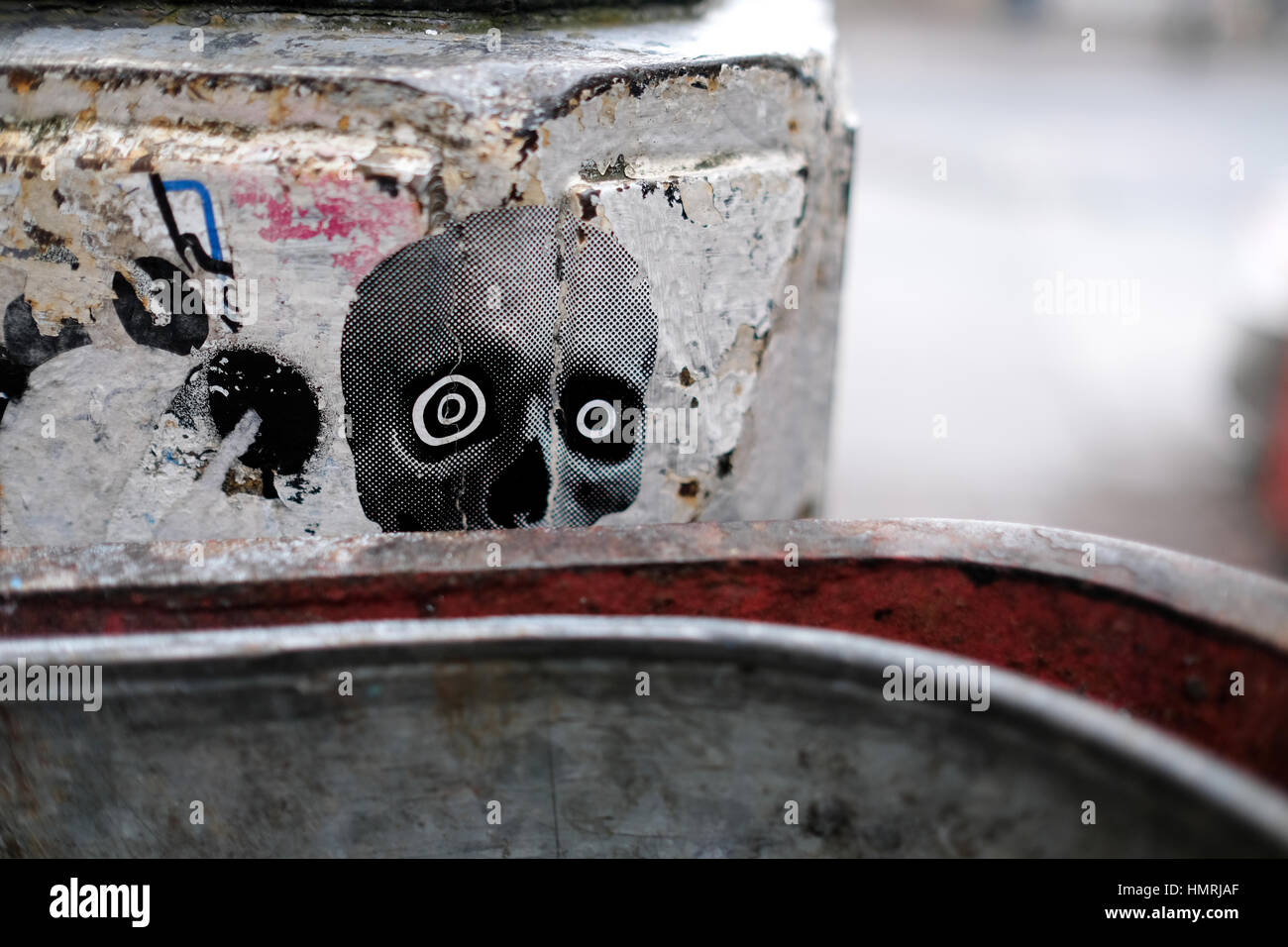Alien skull graffiti in Brick Lane, London Stock Photo - Alamy