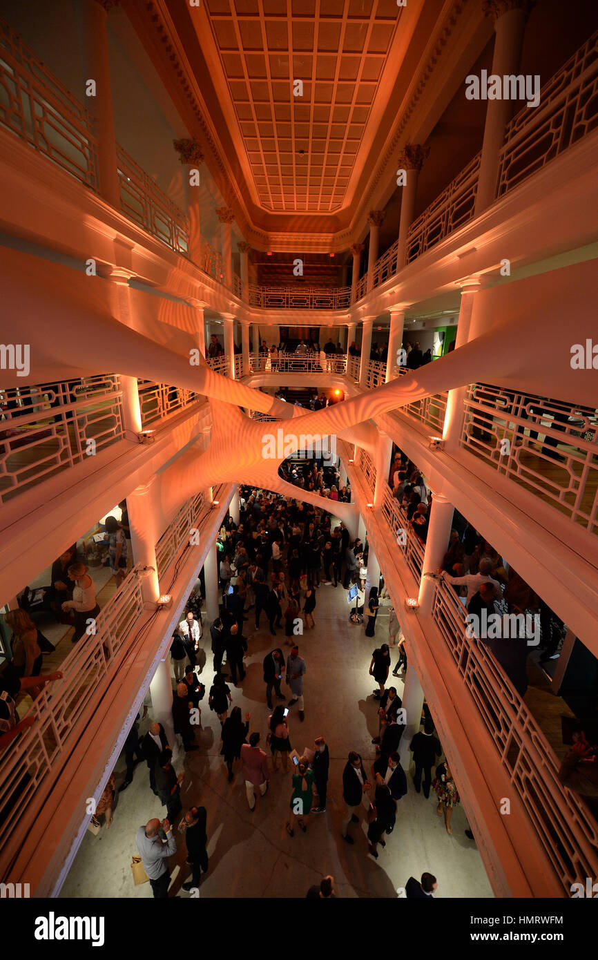 Moore building hi-res stock photography and images - Alamy