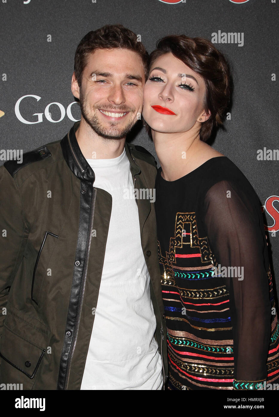 Amy heidemann and nick noonan hi-res stock photography and images - Alamy
