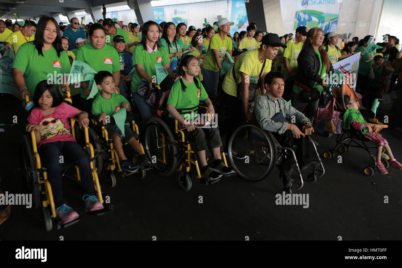 Philippine society hi-res stock photography and images - Alamy