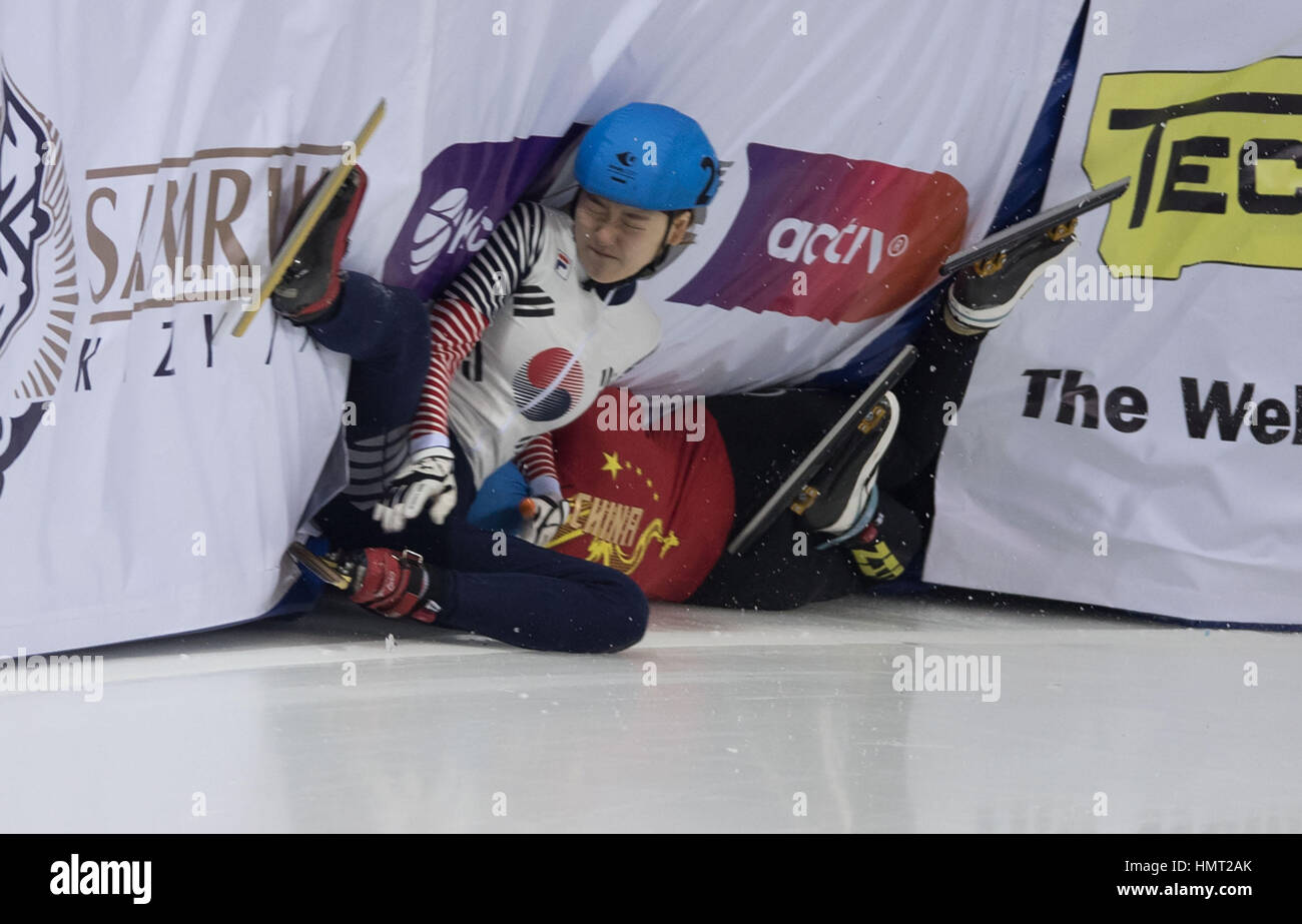 Yize zang hi-res stock photography and images - Alamy