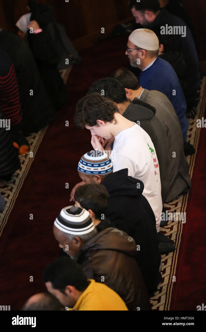 People from backgrounds visit hi-res stock photography and images - Alamy