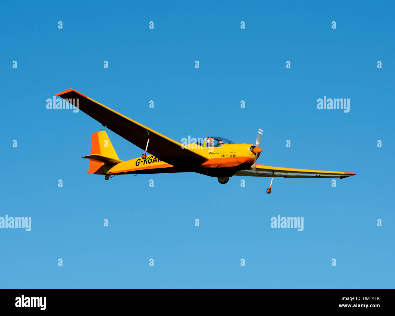 Scheibe SF-25-C Falke approaching Wellesbourne Airfield, Warwickshire ...