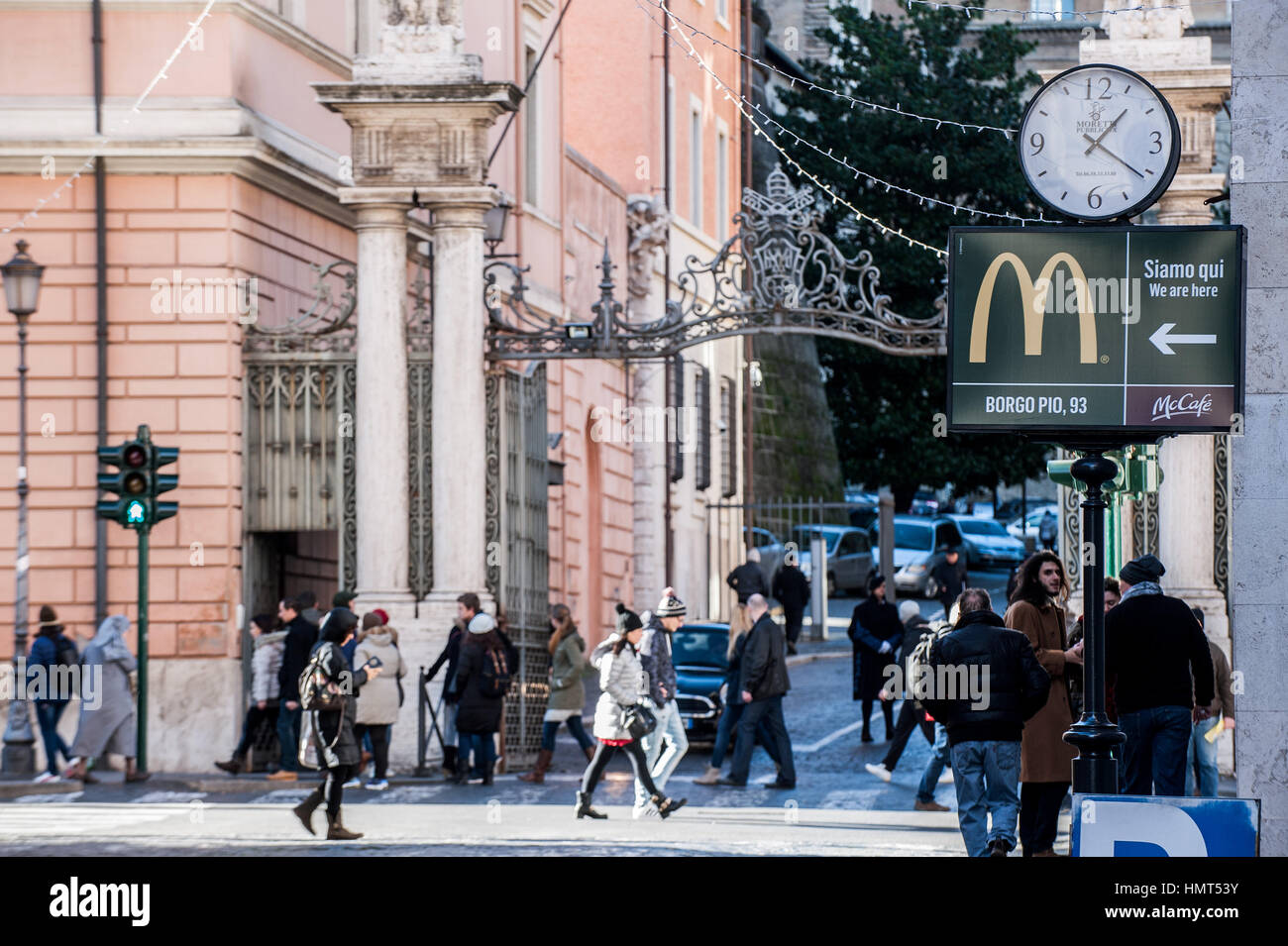 Rome mcdonalds hi-res stock photography and images - Alamy