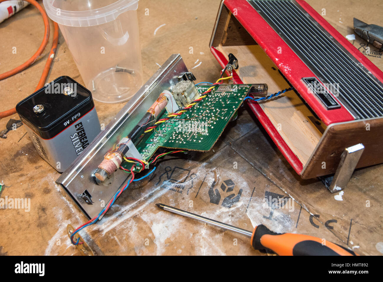 Roberts radio hi-res stock photography and images - Alamy