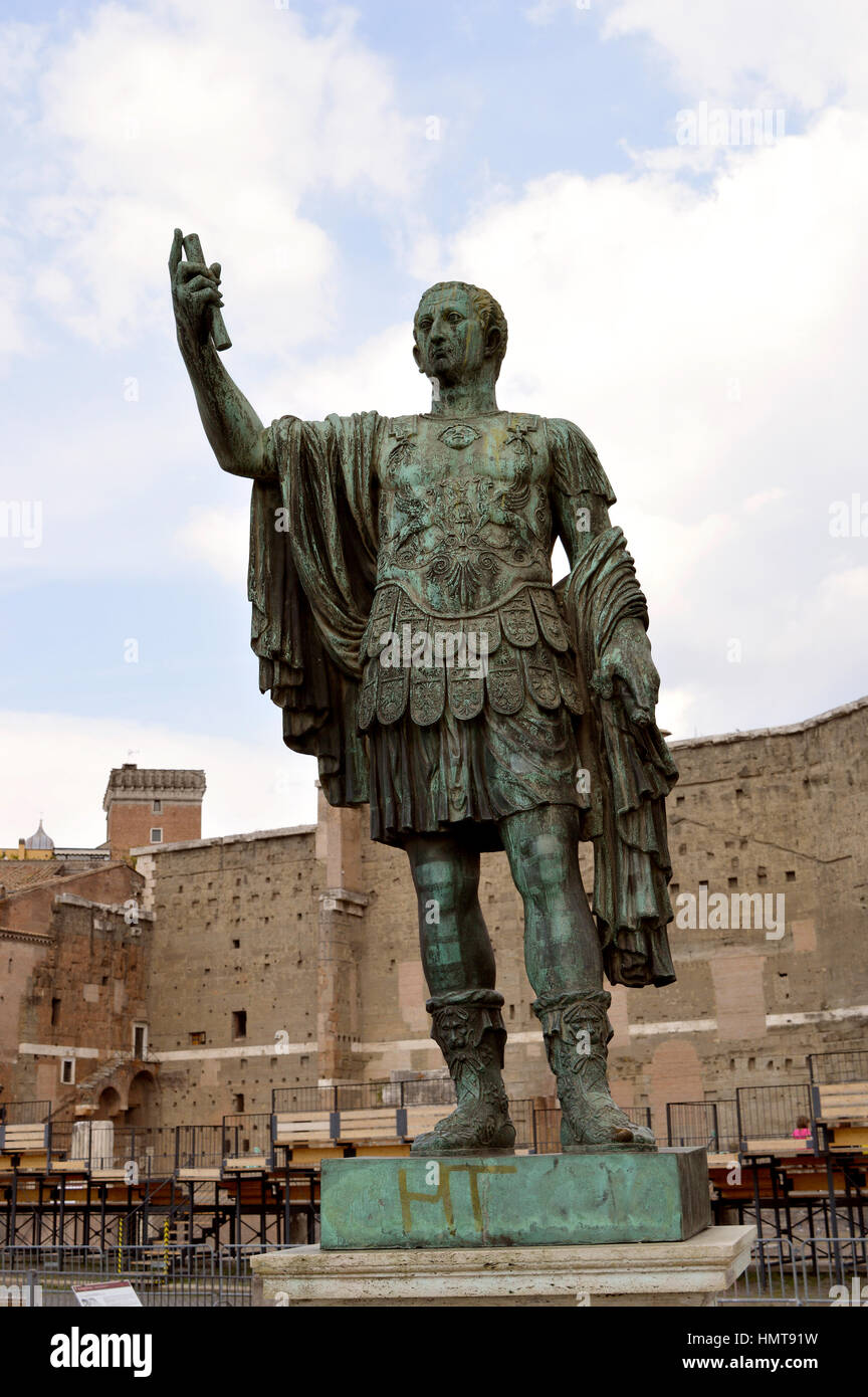Bronze statue of Nerva in the Forum Romanum, Rome Stock Photo - Alamy