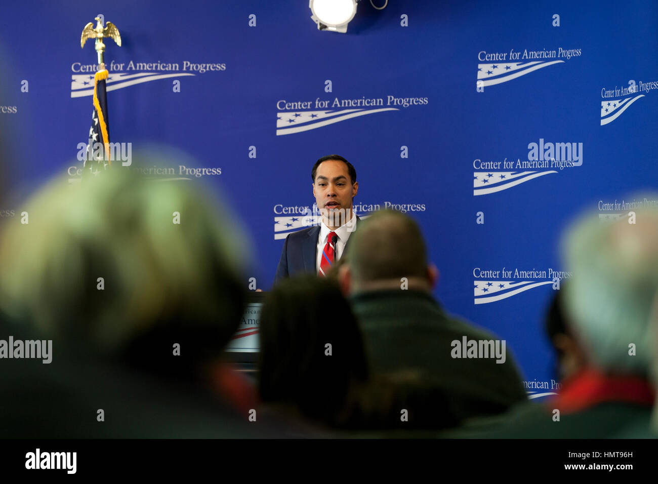 Secretary housing and urban development hi-res stock photography and ...