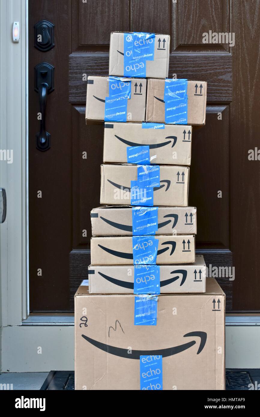 Amazon parcels stacked hi-res stock photography and images - Alamy