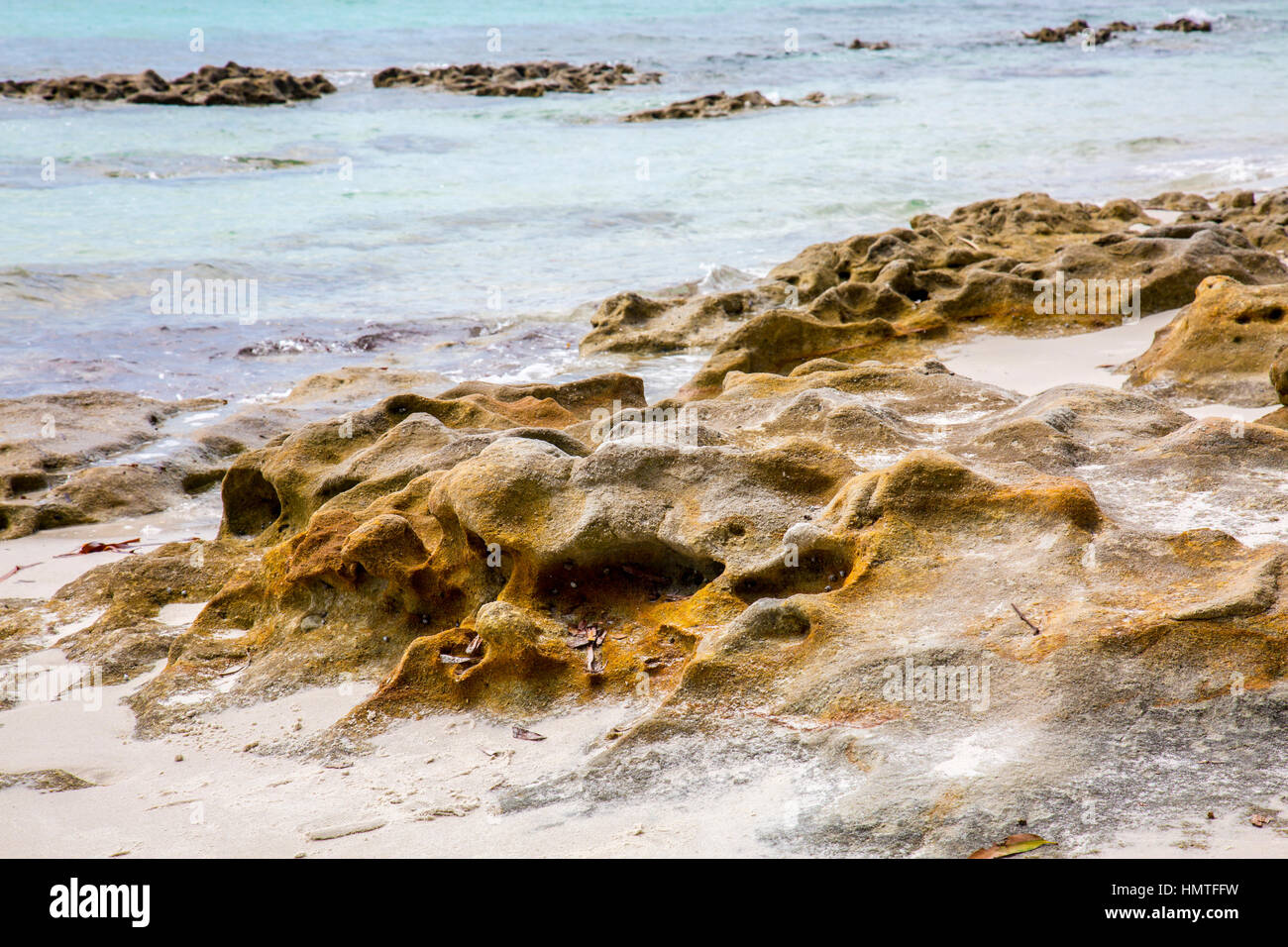 Scottish Rocks and beach in Booderee National Park, Jervis Bay ...