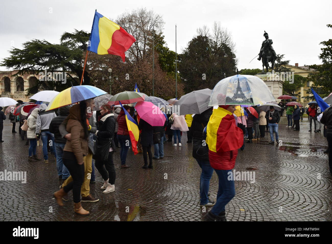 Romania italy flag hi-res stock photography and images - Alamy